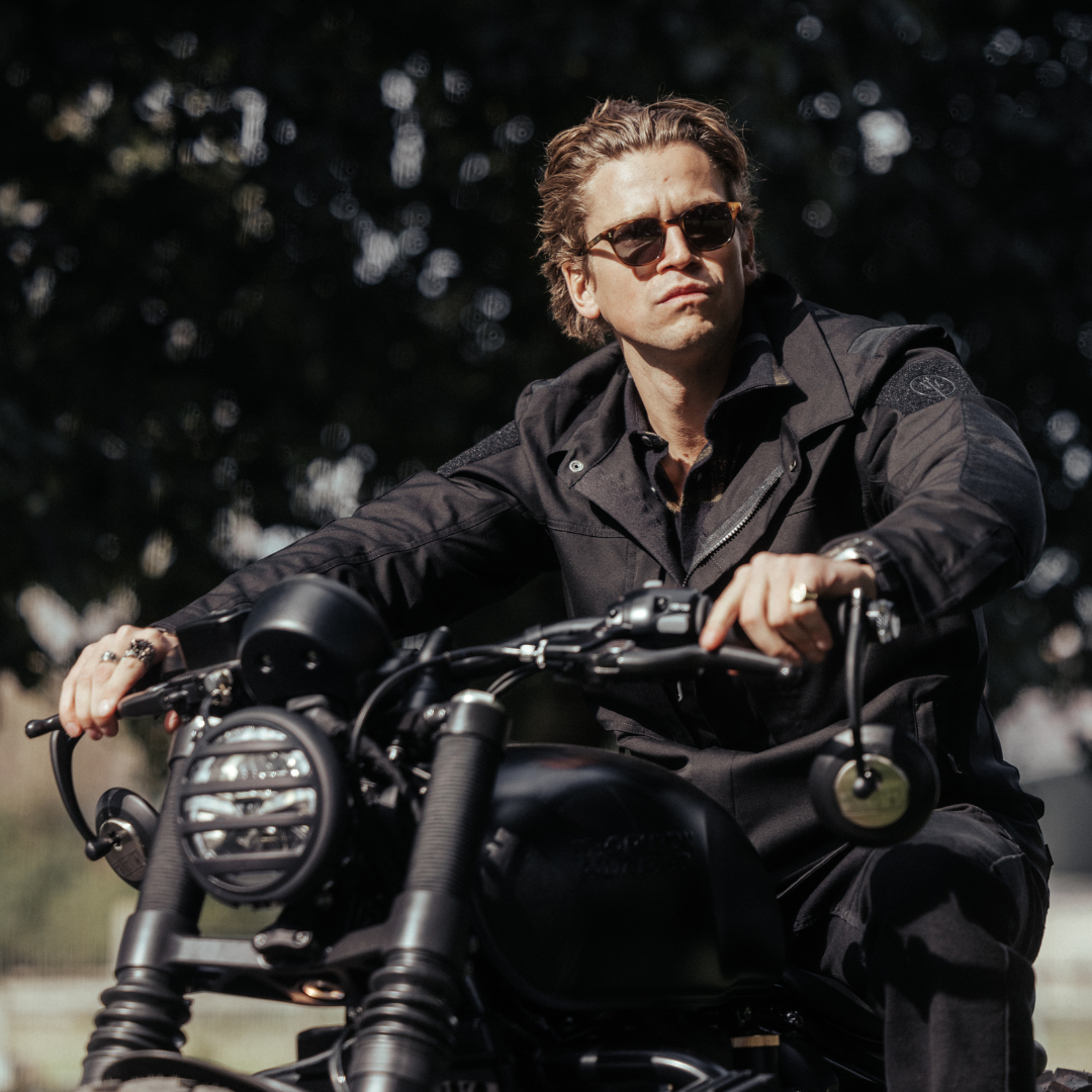 What is a Softshell Jacket? - The Ultimate Guide | ThruDark