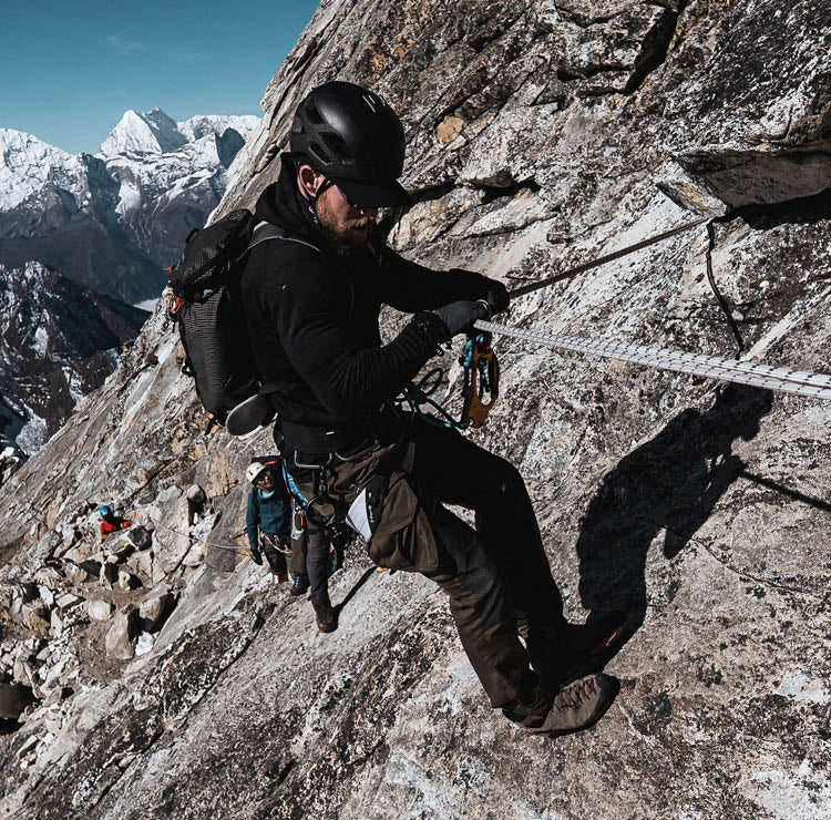 Men's Mountaineering Clothing & Gear | ThruDark