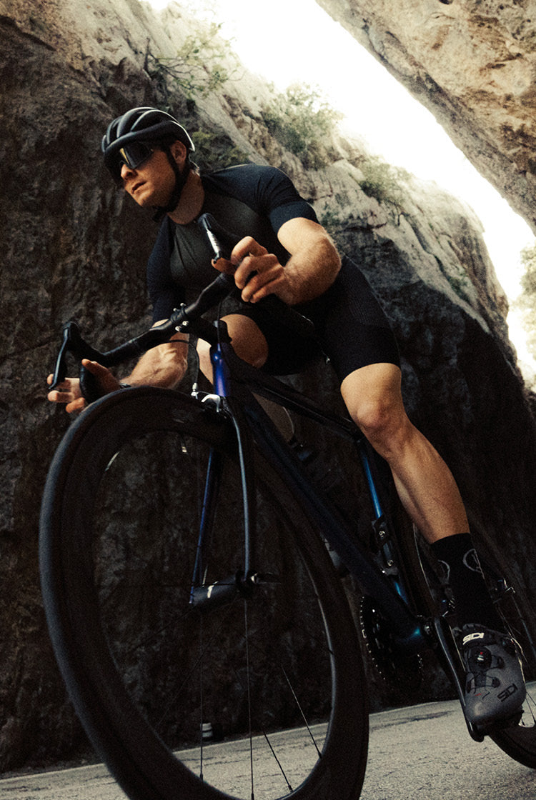 Force Cadence Road Cycling | Force Cadence Road Bike Collection | ThruDark