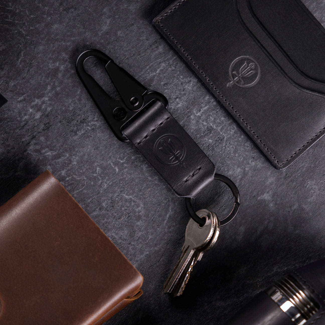 LEATHER TRIGGER KEYRING – ThruDark