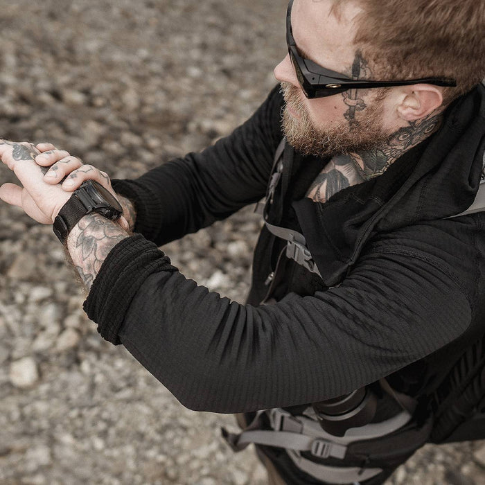 SIEGE HOODED BASE LAYER | Hiking Thermal Compression Top Hoody – ThruDark