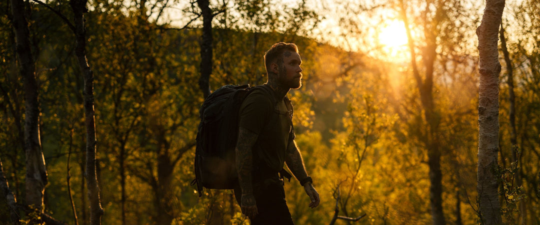 Summer Hiking Outfits: What To Wear to Beat the Heat | ThruDark