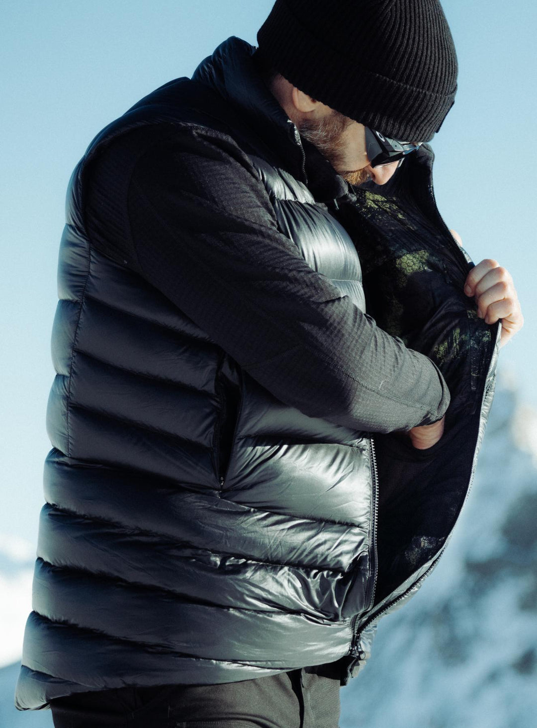 Bastion Gilet | Black Goose Down Insulated Gilet | ThruDark
