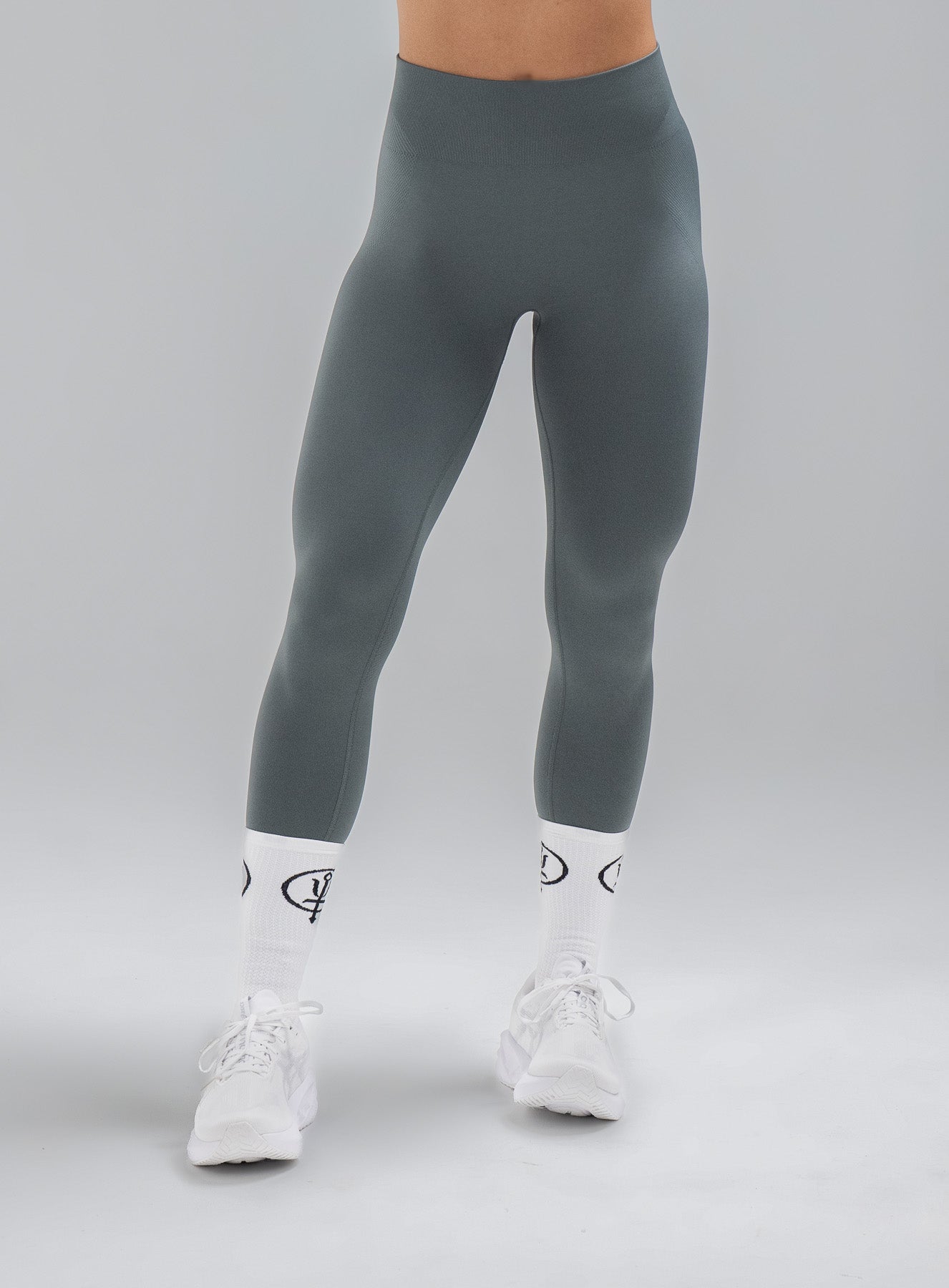 Force Seamless Women's Green Gym Squat Proof Leggings | ThruDark