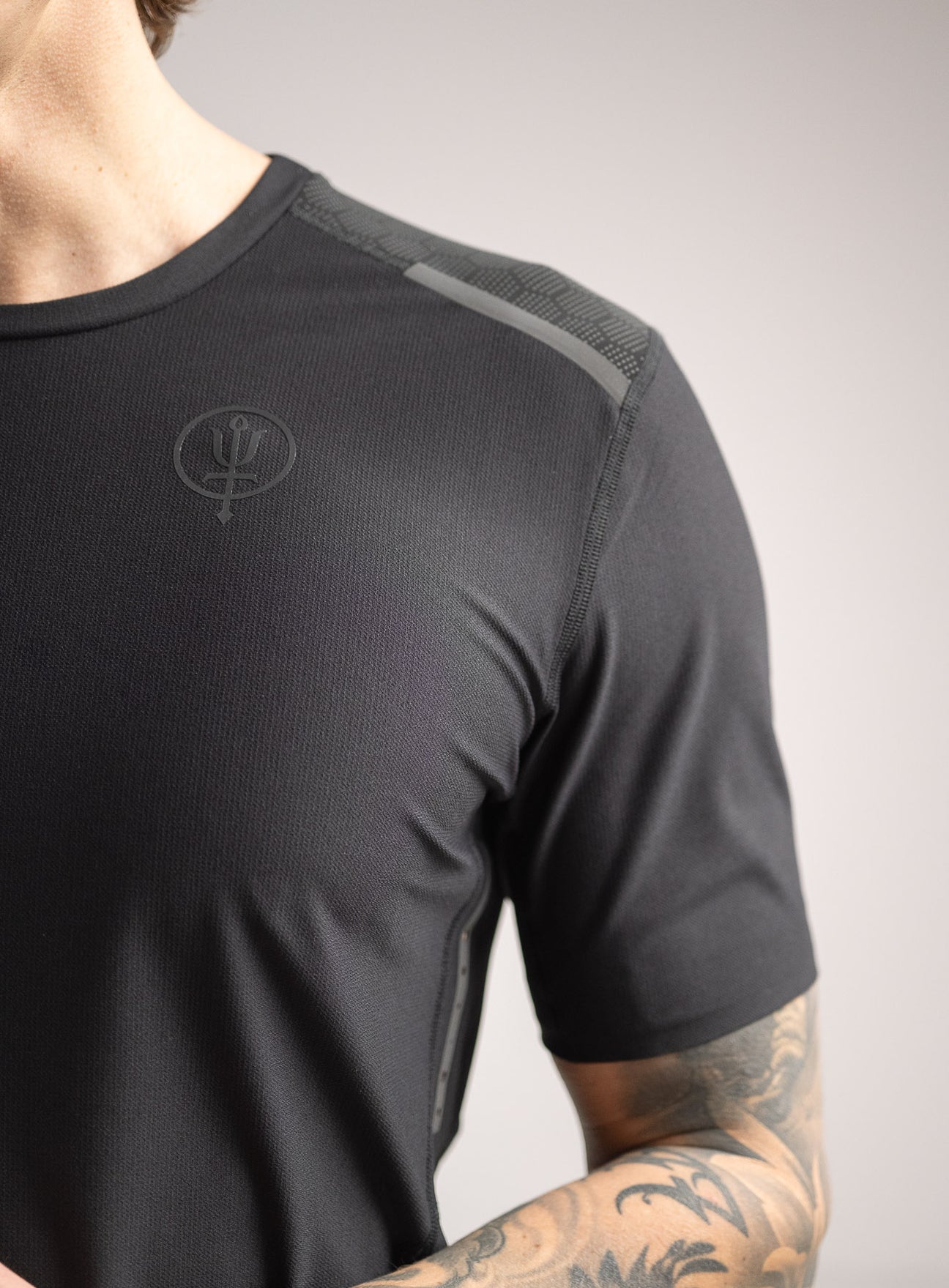 FORCE VELOCITY TSHIRT | Performance Activewear for the Gym – ThruDark