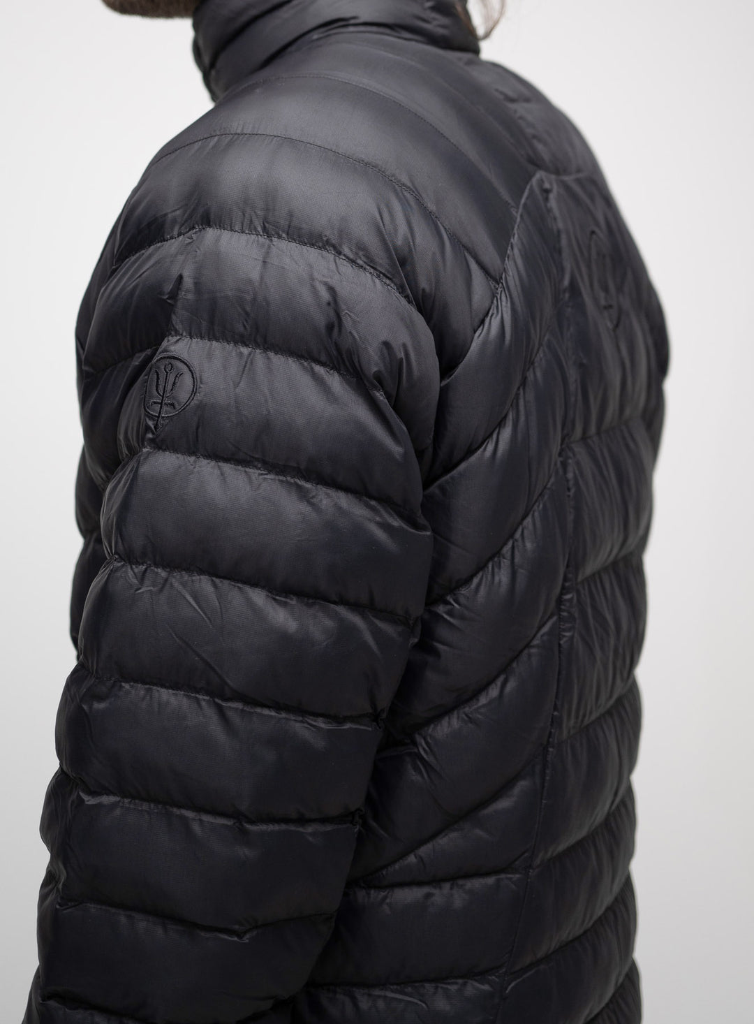 Ithax Funnel Jacket | Men's Black Synthetic Insulation Jacket | ThruDark