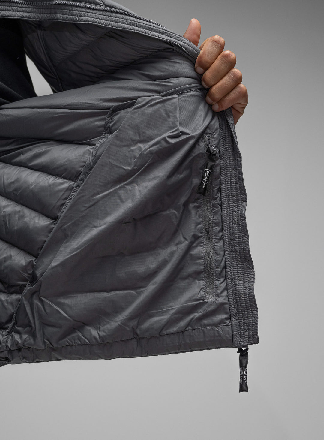 Ithax Gilet | Men's Grey Lightweight Synthetic Insulation Gilet – ThruDark