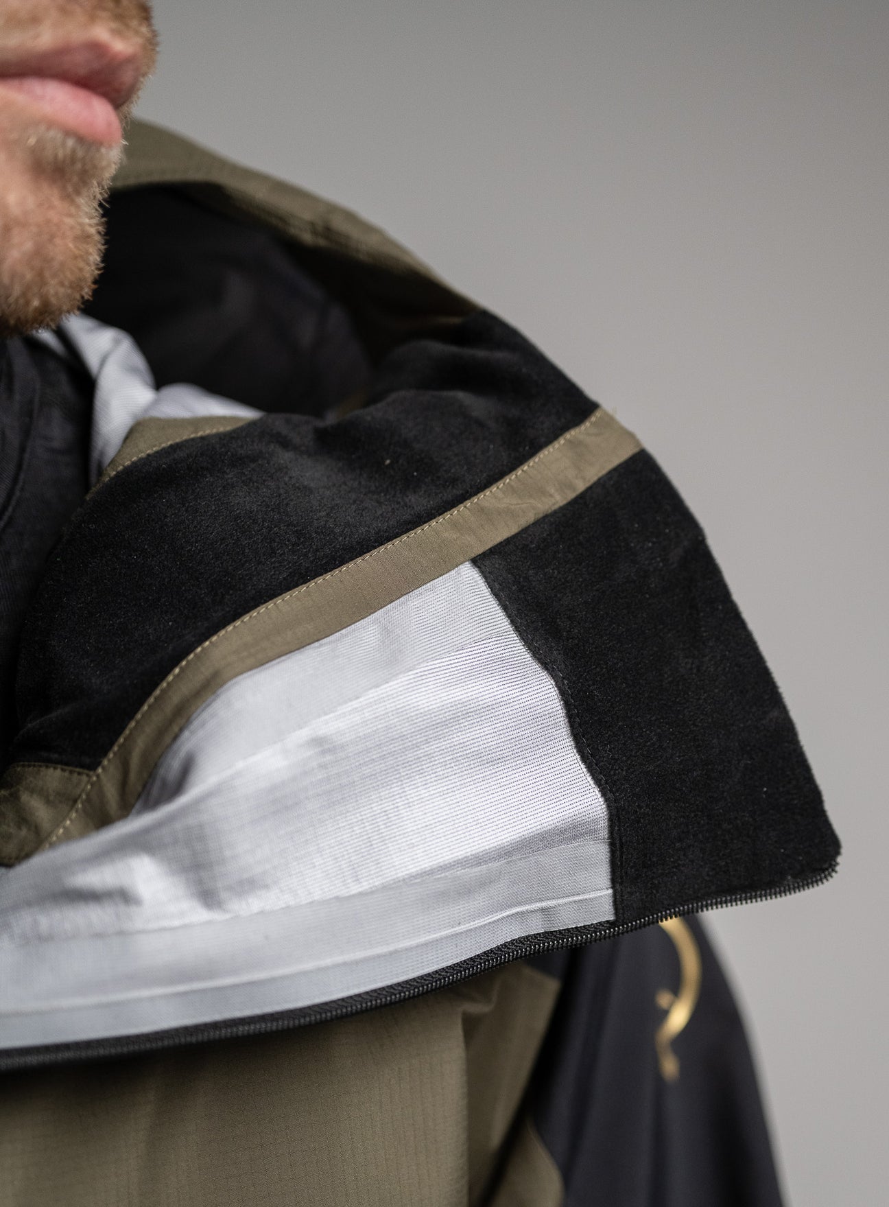 Rōnin Shuraken Half Zip Snow Jacket| Khaki Alpine Sports Coat – ThruDark