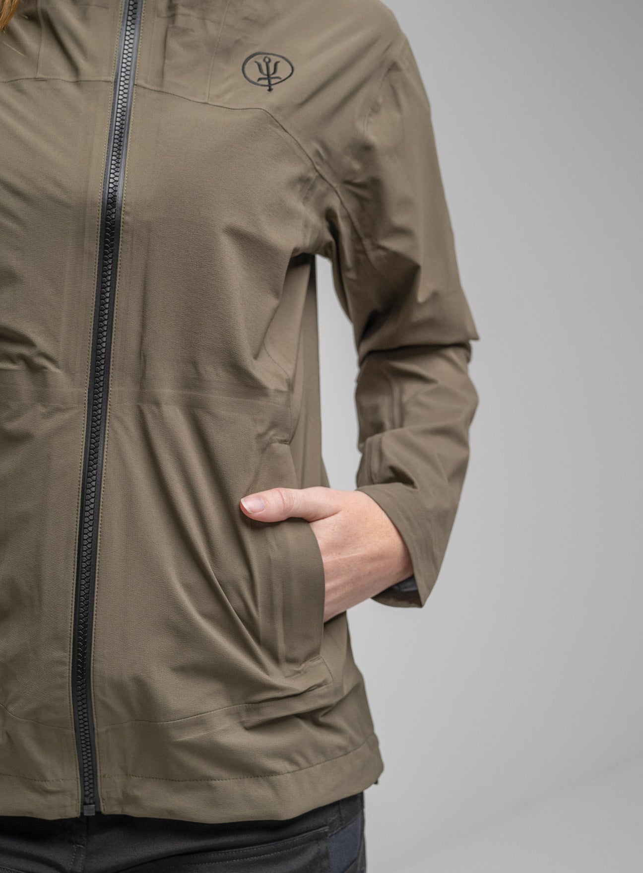 Vanguard Jacket Womens | Green Lightweight & Waterproof Jacket | ThruDark